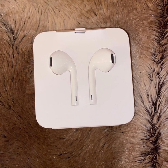 Apple | Headphones | Apple Head Phones | Poshmark